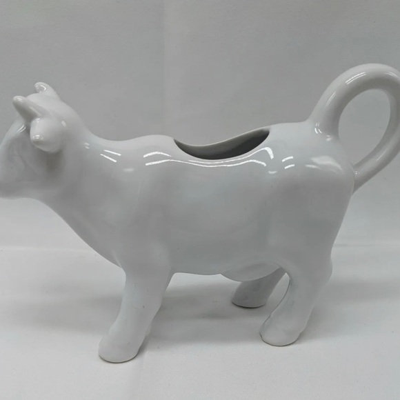 Stoneware | Kitchen | White Cow Creamer Pitcher Coffee Gravy Stoneware ...